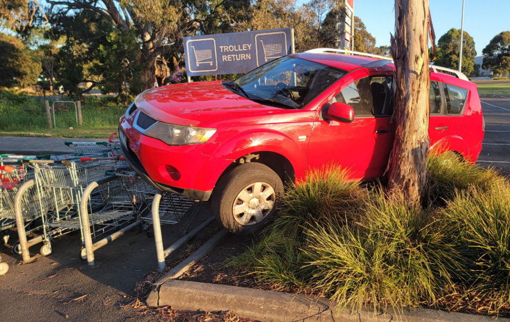 Drunk driver 'parks' in trolley bay - Australian Seniors News
