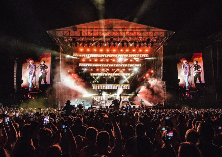 Country music stars confirmed for CMC Rocks - Australian Seniors News